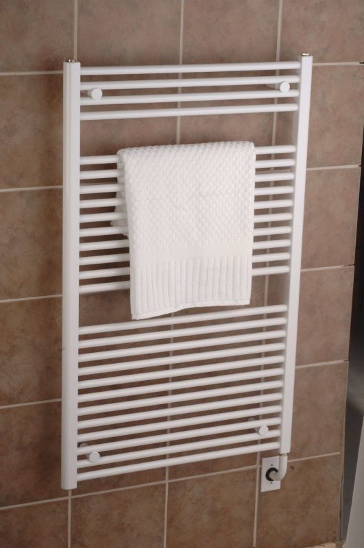 ICO Canada Towel Warmer - SAVOY in Chrome - Bath Emporium